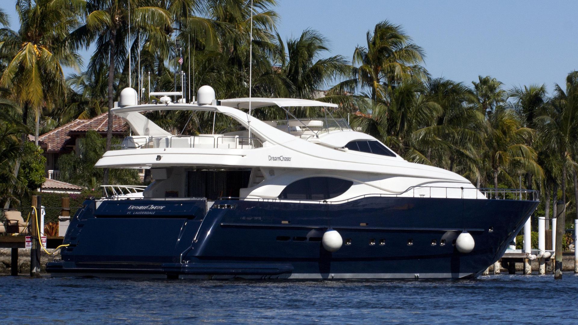 Dream Chaser yacht (Custom Line, 29.26m, 2001)